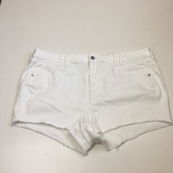 torrid | Shorts | Nwt Torrid Optic White Raw Edge Frayed Hem Logo ...